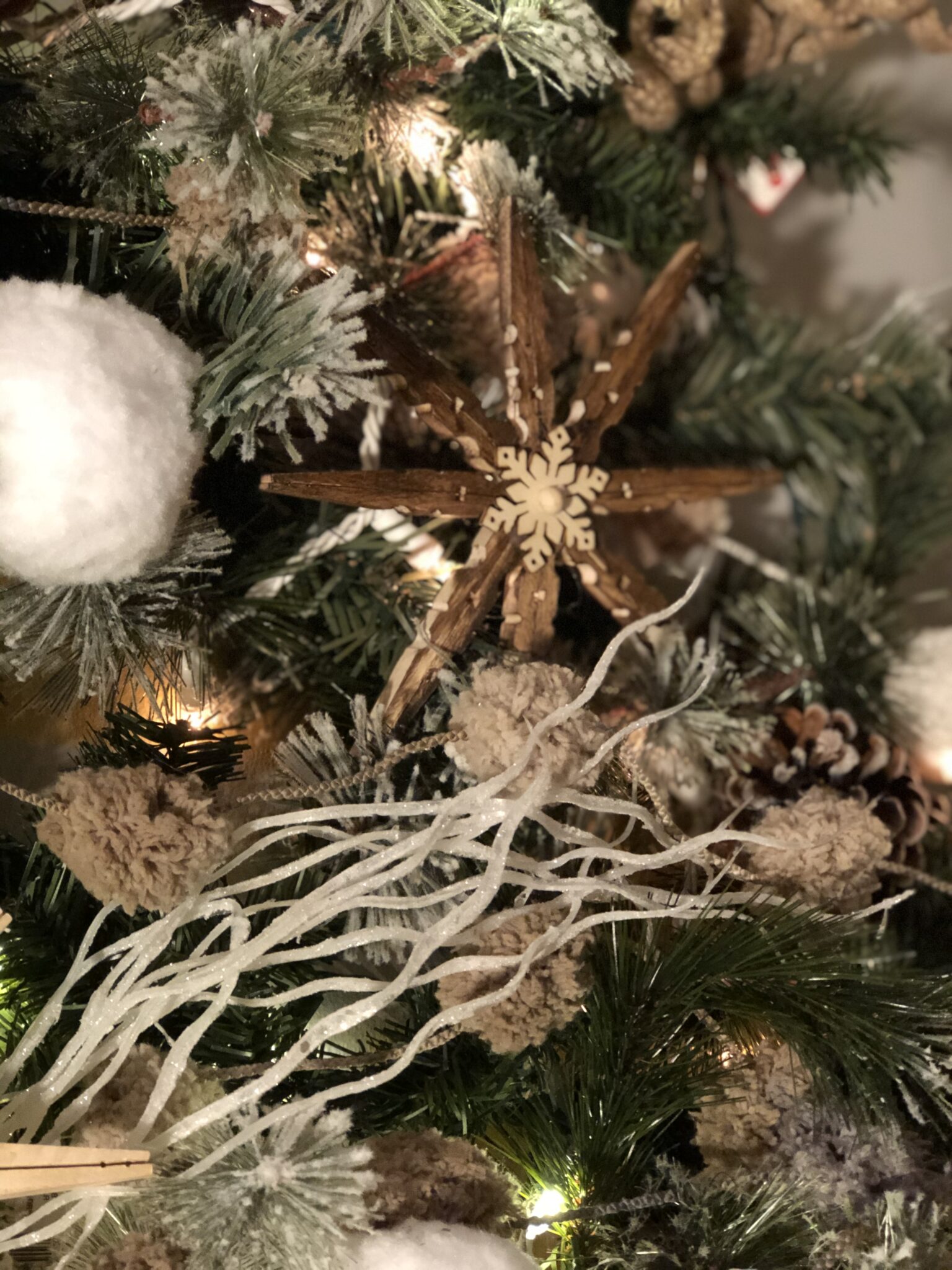Wall Flat Christmas Tree · Just That Perfect Piece
