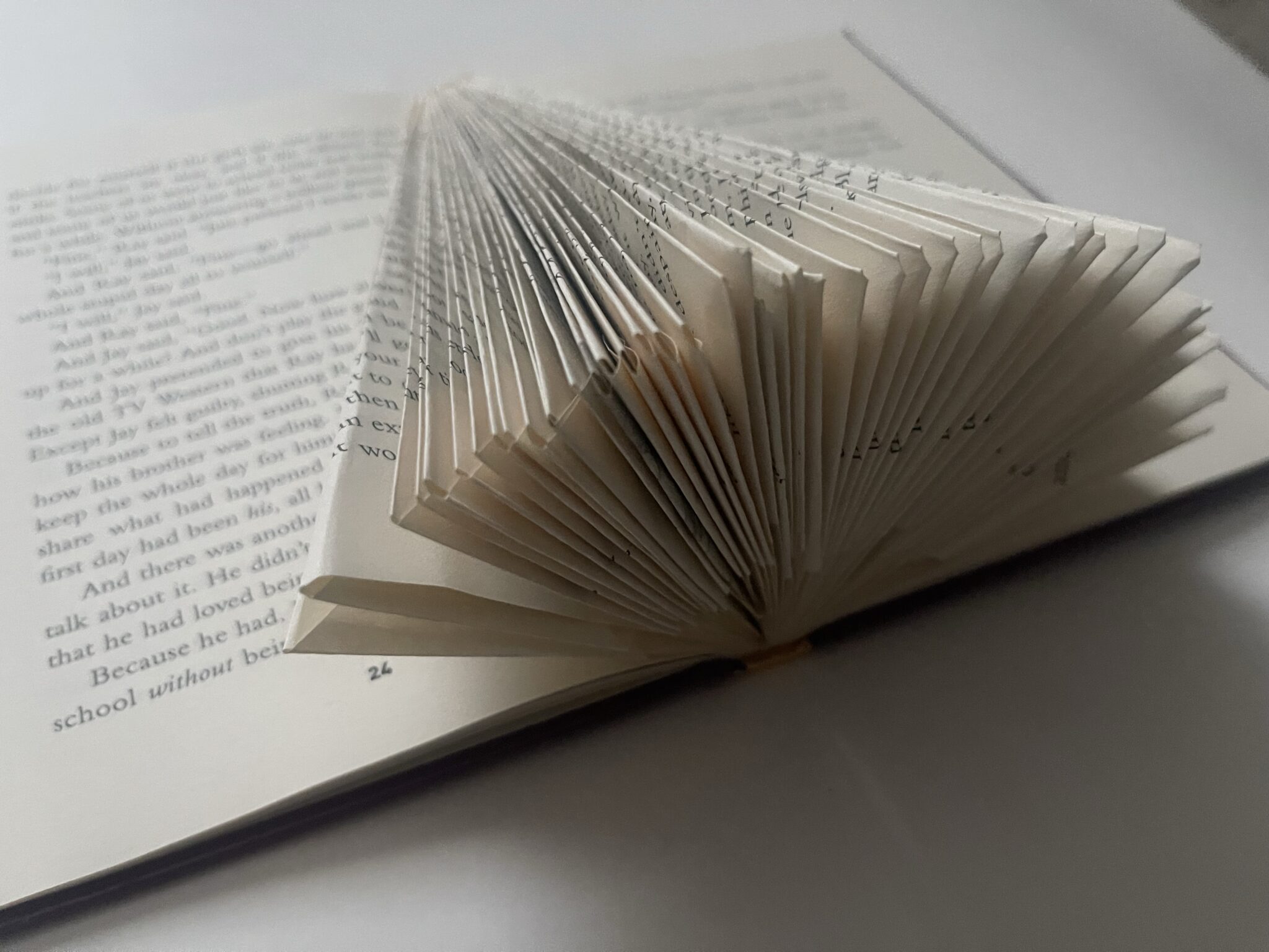 How to make Folded Book Christmas Tree · Just That Perfect Piece