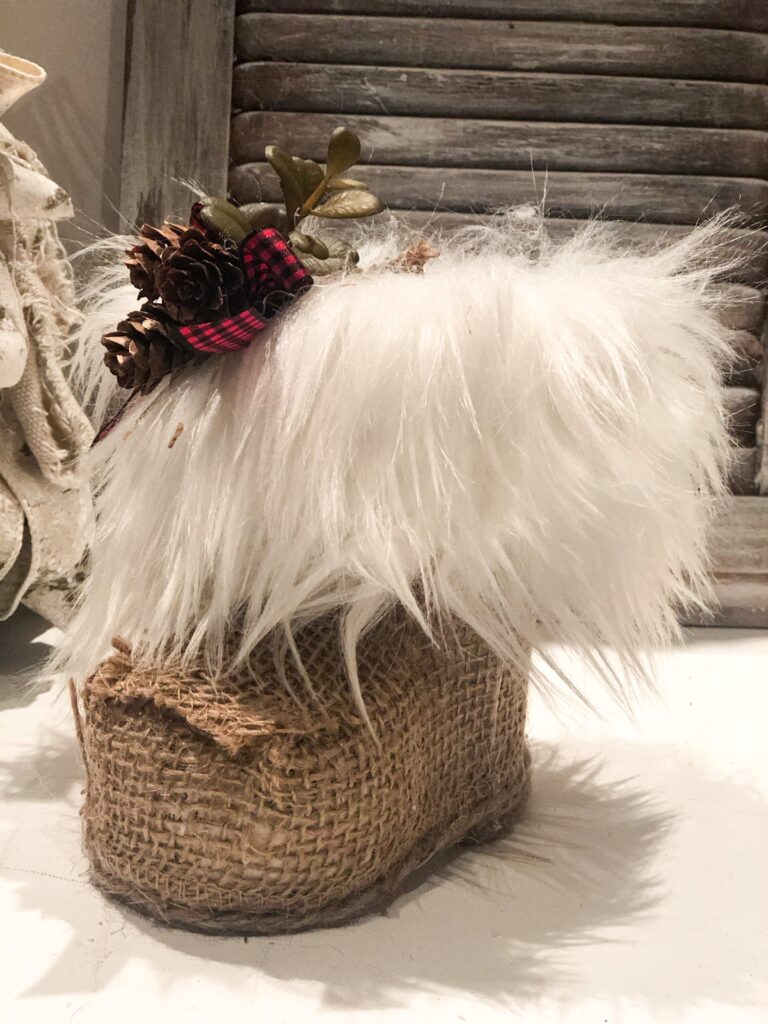 How to make easy Santa Clause Boots · Just That Perfect Piece