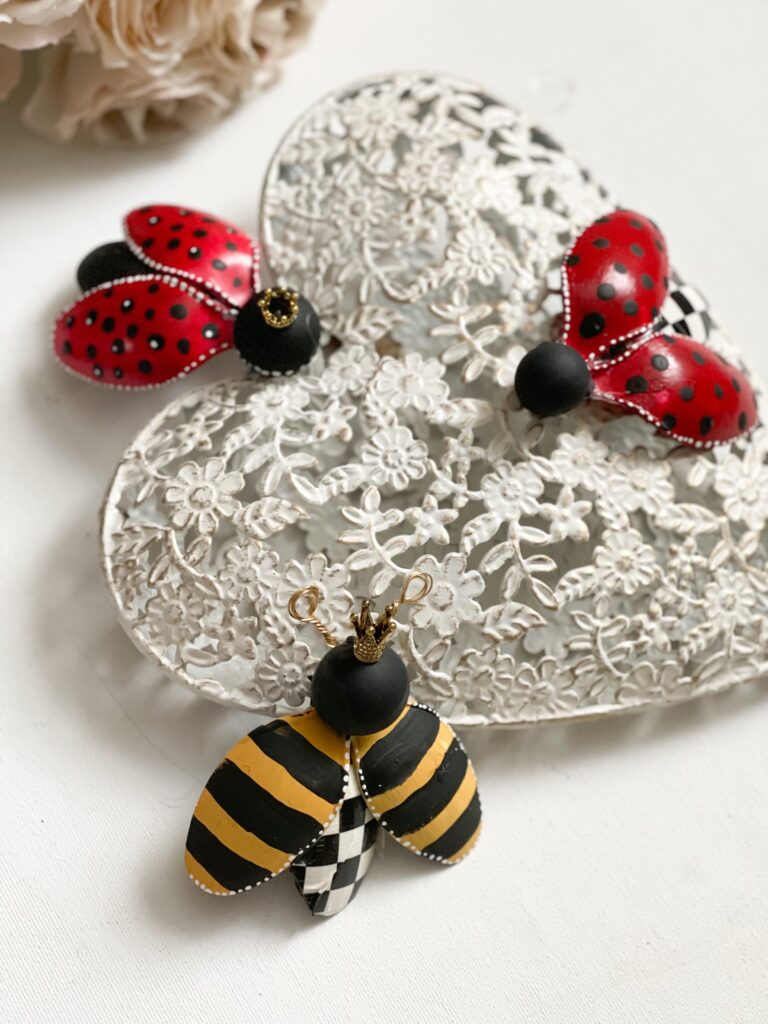 Plastic Spoons Ladybug and Bumble bees · Just That Perfect Piece